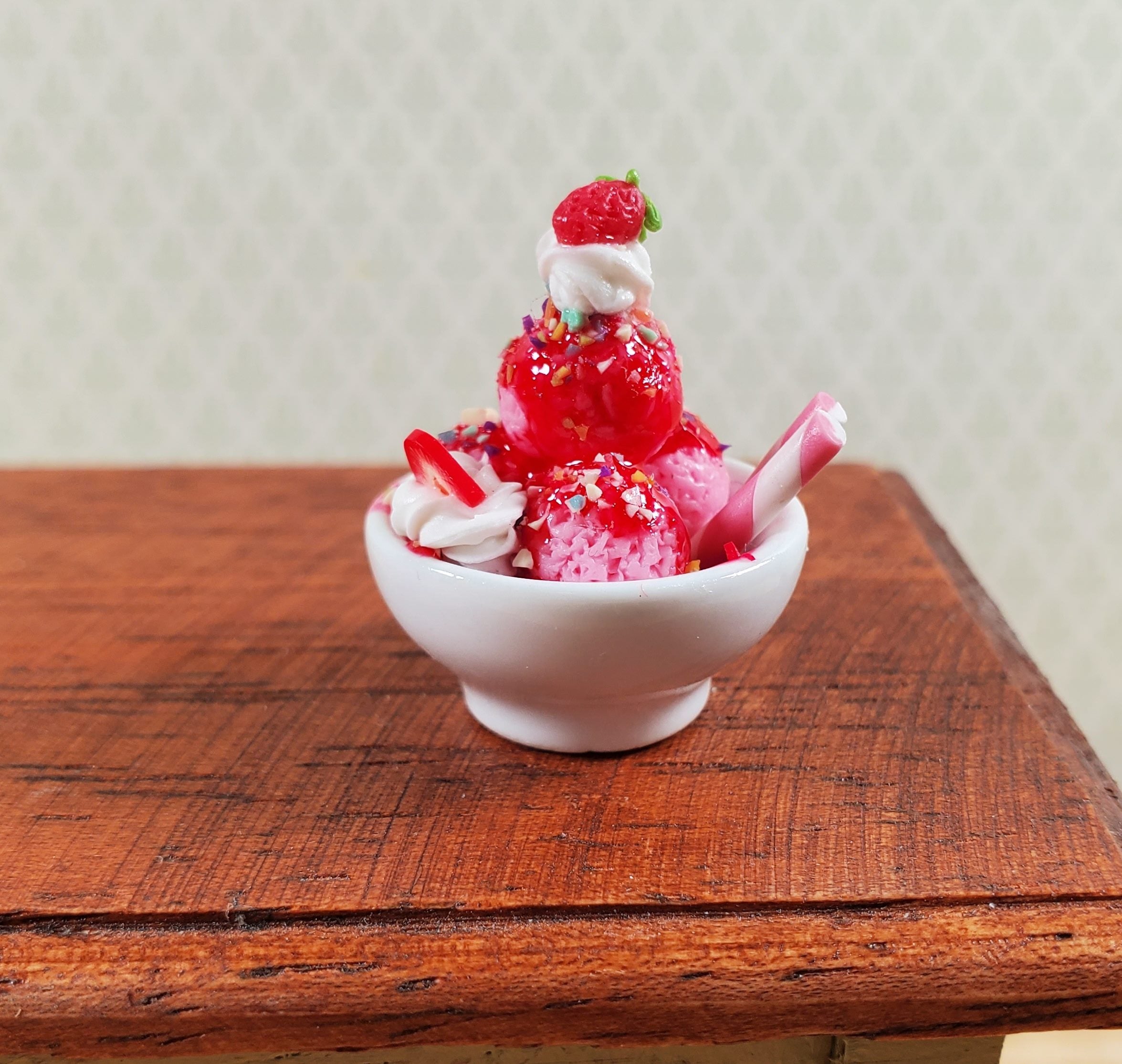 Dollhouse Strawberry Ice Cream Sundae in Ceramic Bowl LARGE 1:12 Scale ...