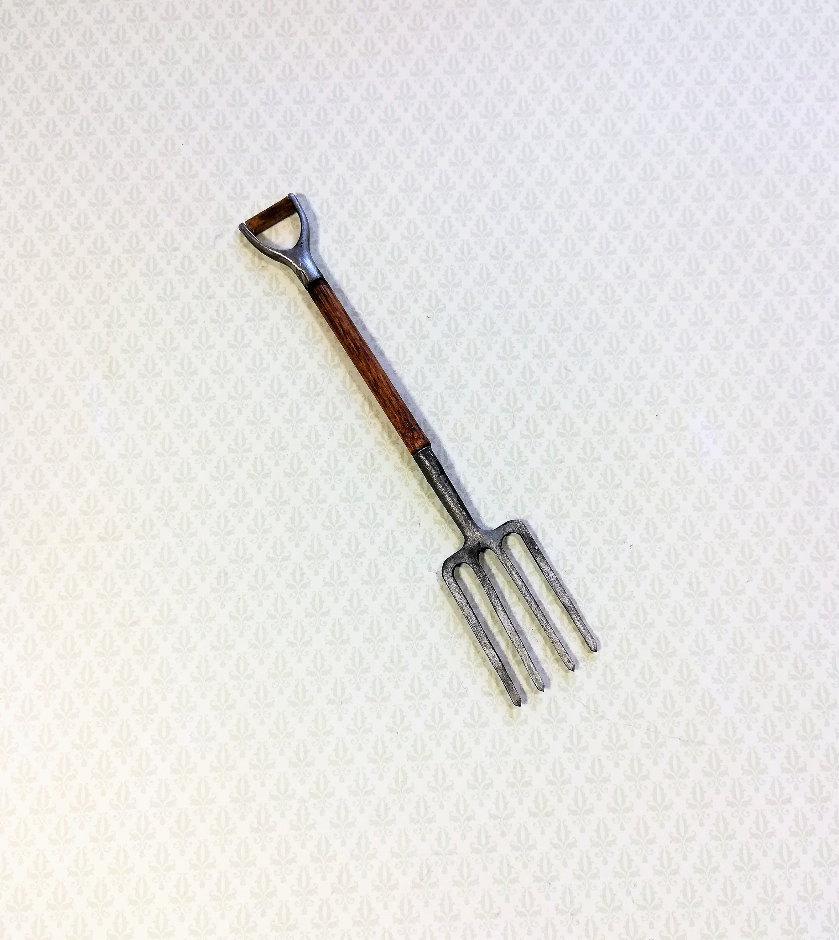 Dollhouse Miniature Spading Fork Garden Pitch Fork Sir Thomas Thumb 1 ...