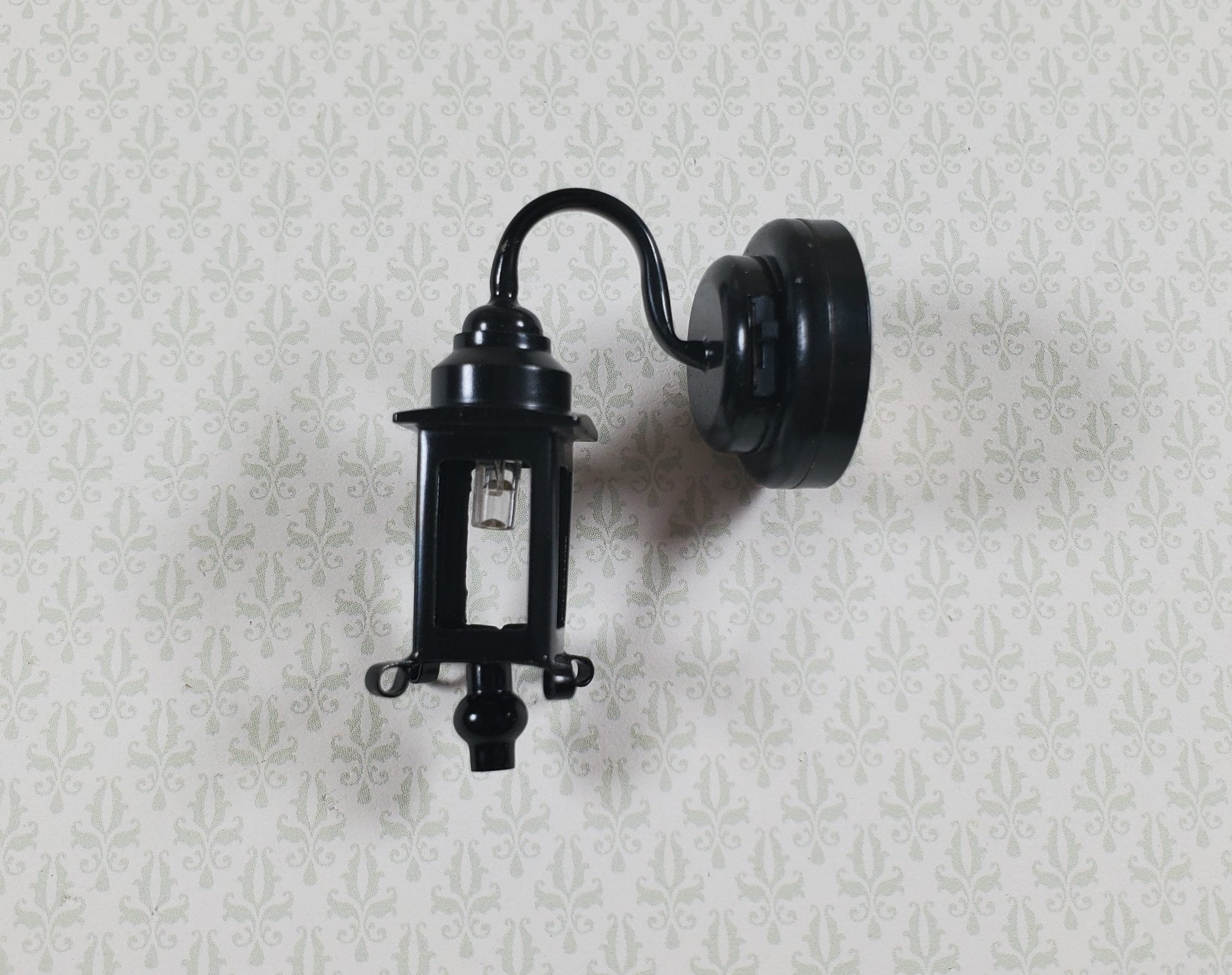 Dollhouse Battery Light Hamilton Coach Lamp Black Metal 1:12 Scale ...