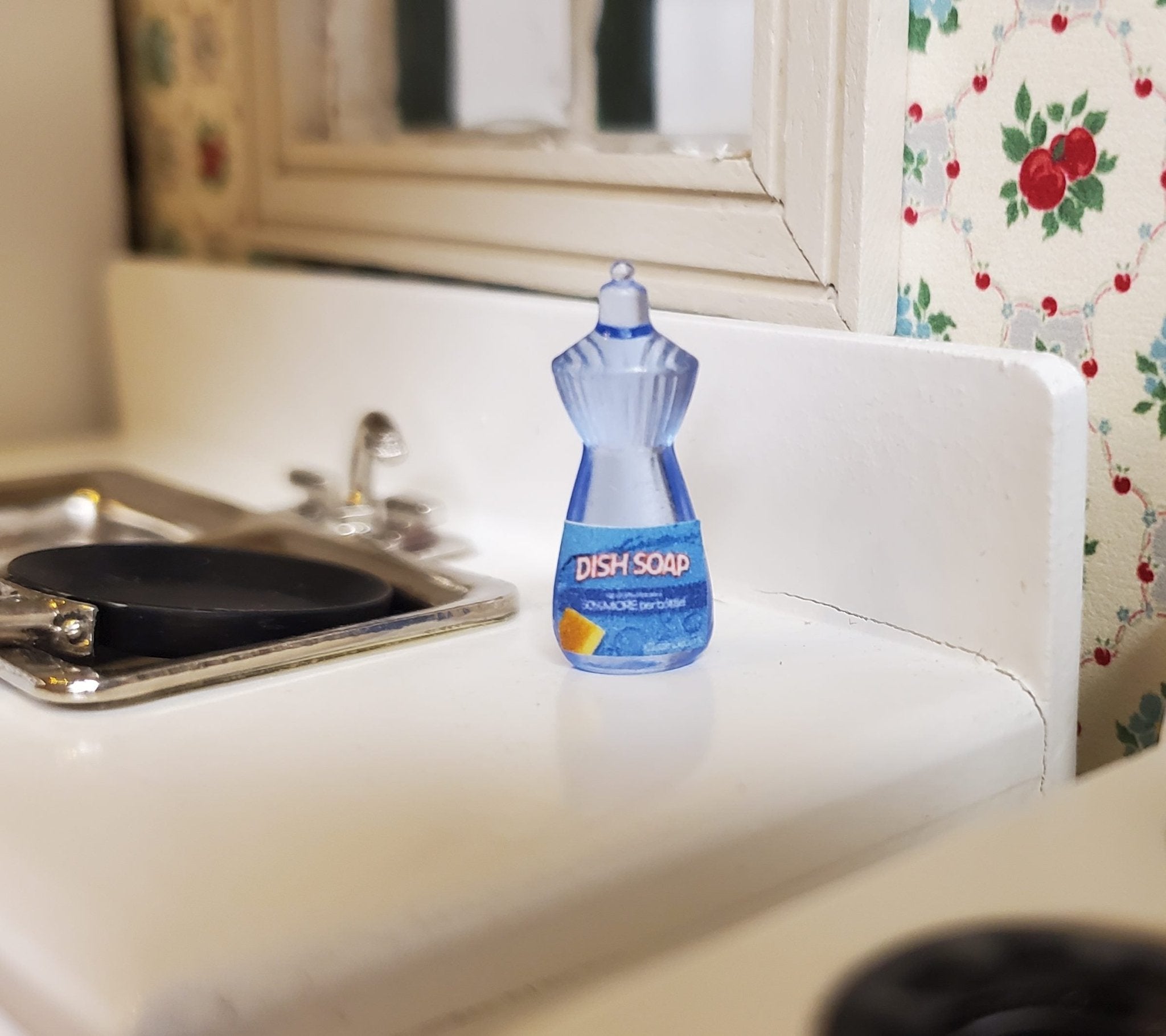 Dollhouse Dish Soap Dishwashing Bottle 1:12 Scale Miniature Kitchen ...