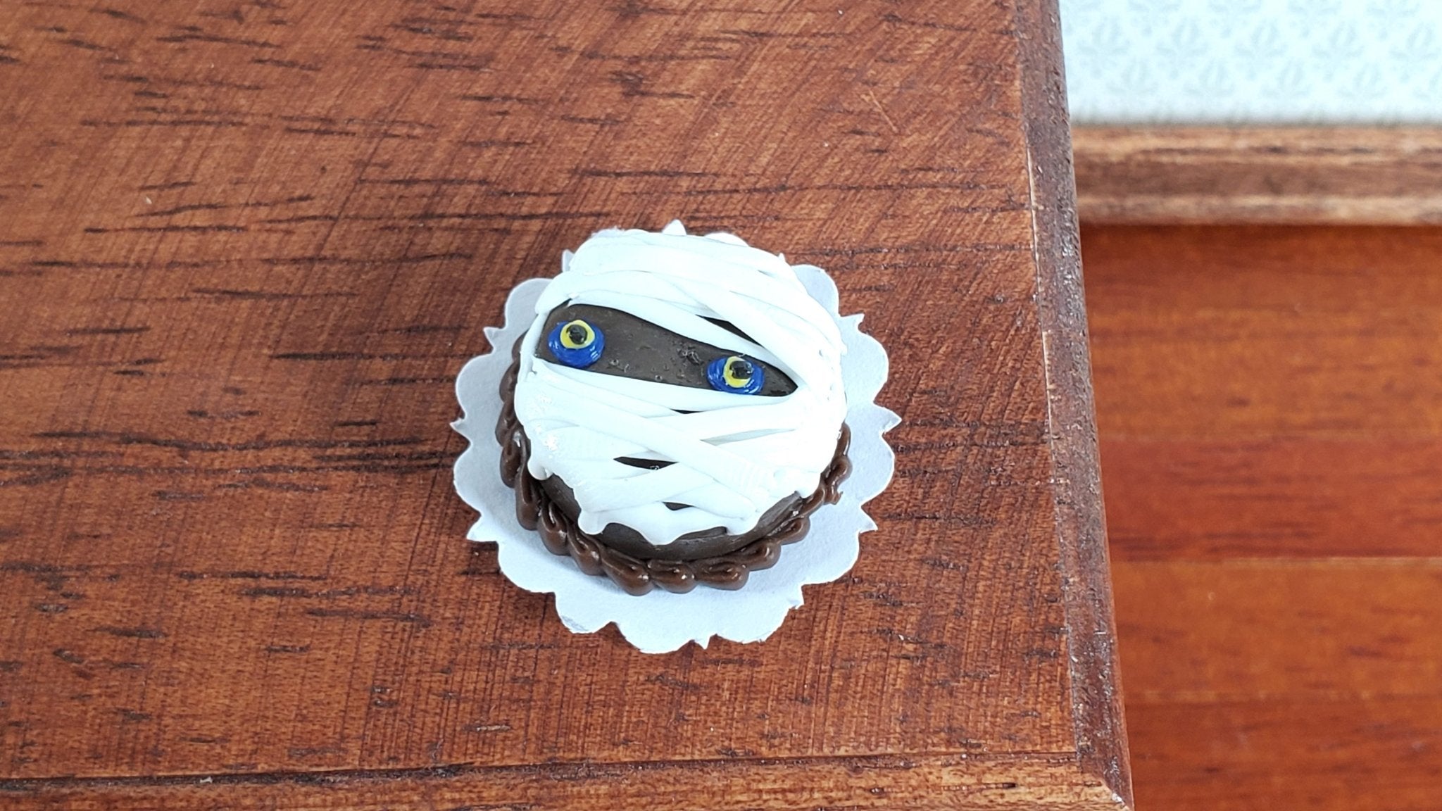 Dollhouse Halloween Mummy Cake Round 1:12 Miniature Food Kitchen Bakery ...