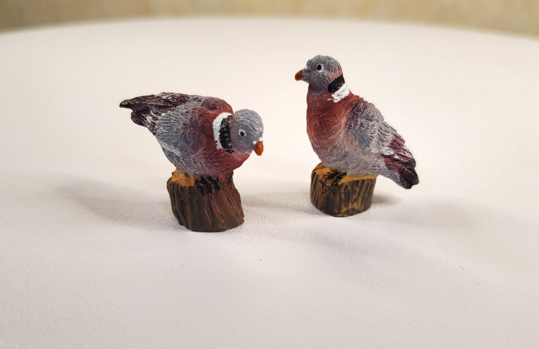 Miniature Pigeons Birds Set of 2 Diorama Props Cast Resin 1 3/16" tall ...