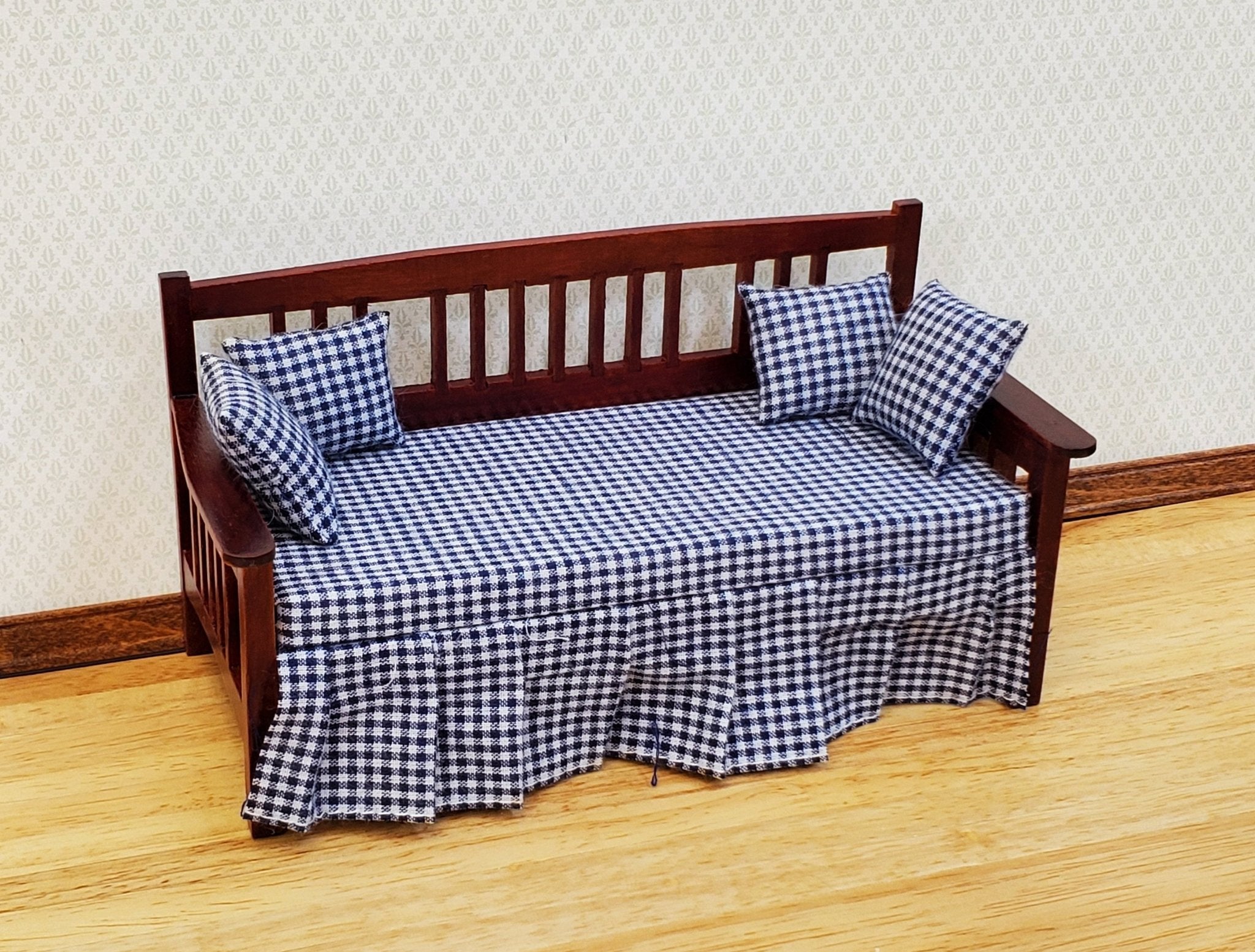 Dollhouse Day Bed with Pillows Mahogany Finish 1:12 Scale Miniature ...
