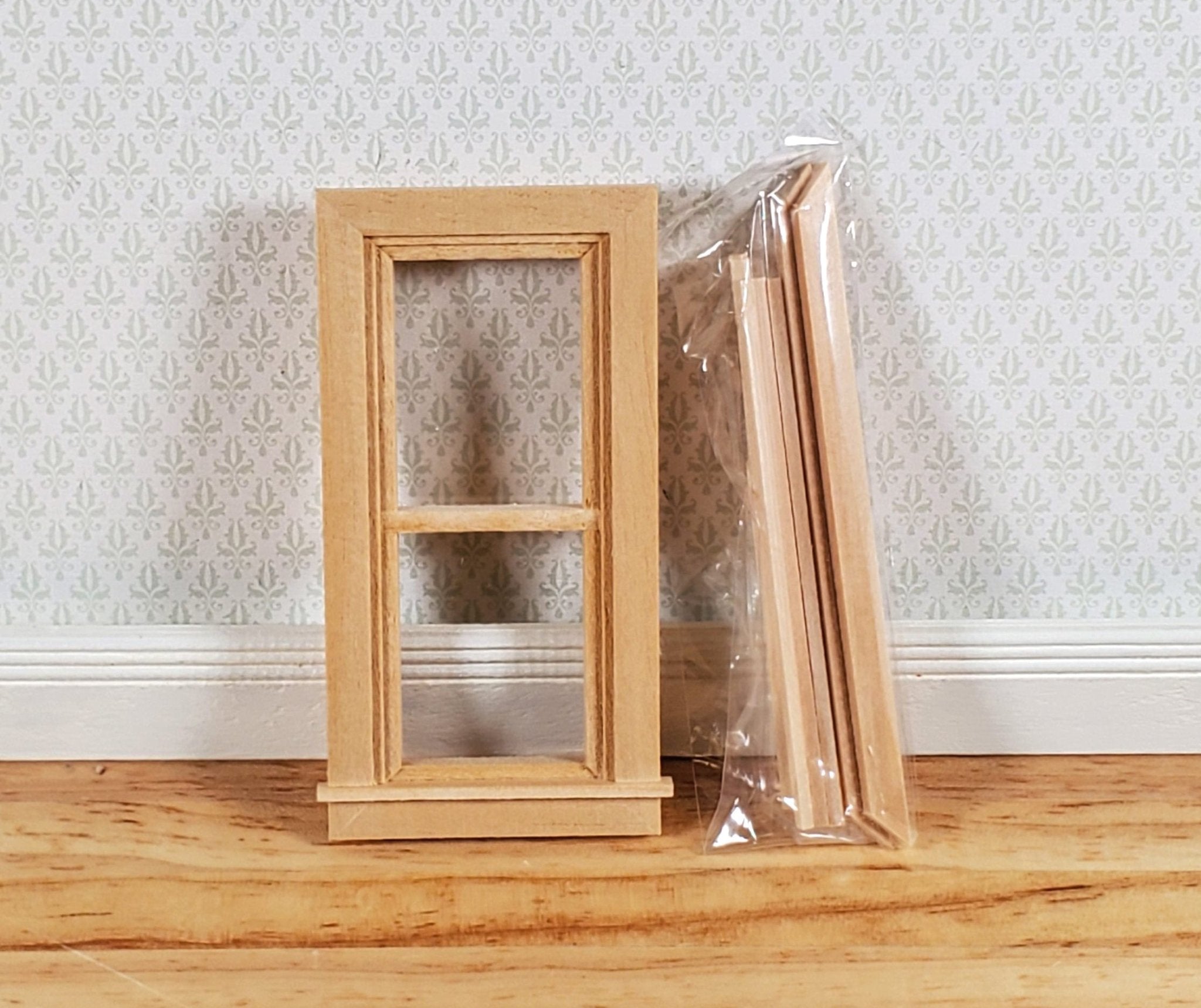 Dollhouse HALF SCALE 1:24 Window with Interior Trim Wood HWH5032 ...