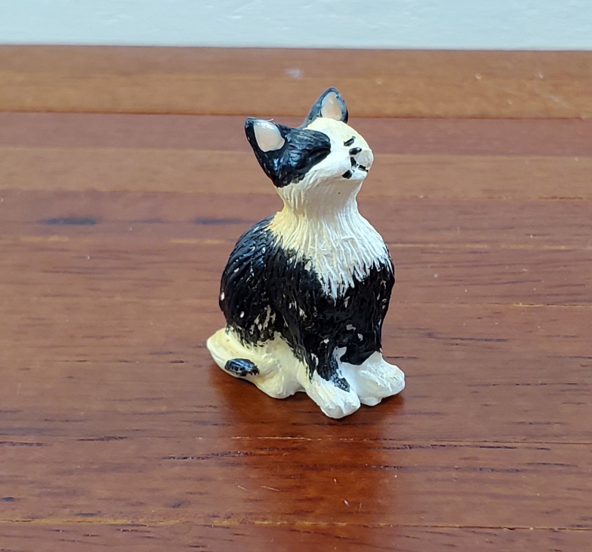 Dollhouse Kitty Cat Calico Black Orange Eyes Closed Sitting 1:12 Scale ...