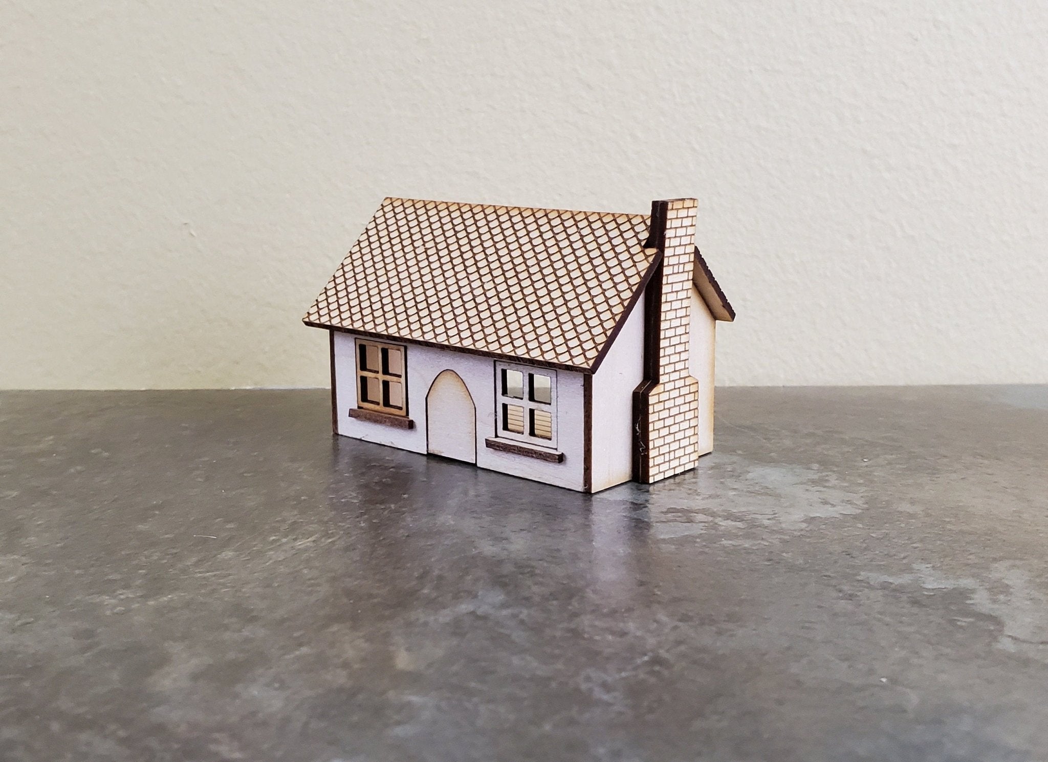 Dollhouse Miniature 1:144 Scale Kit House 1 1/2 Story with Chimney ...