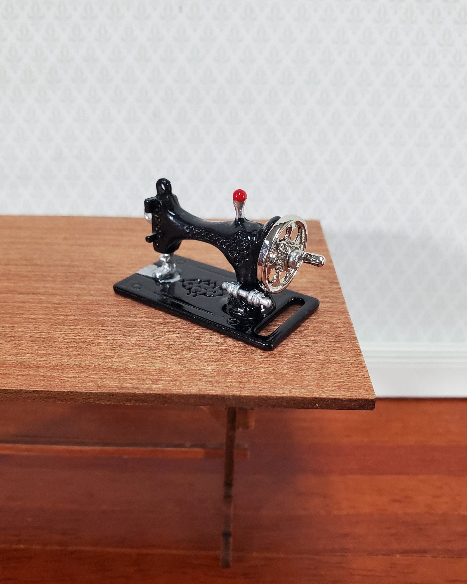 Dollhouse Sewing Machine Vintage Style Metal 1:12 Scale Miniature Black ...