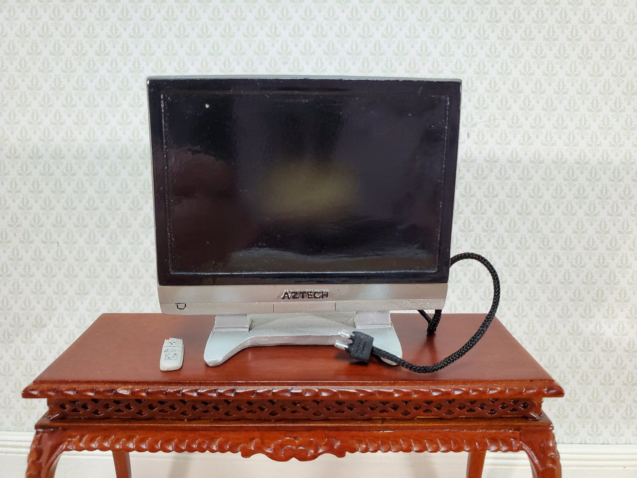 Dollhouse Television TV Set Modern Flat Screen with Remote 1:12 Scale ...