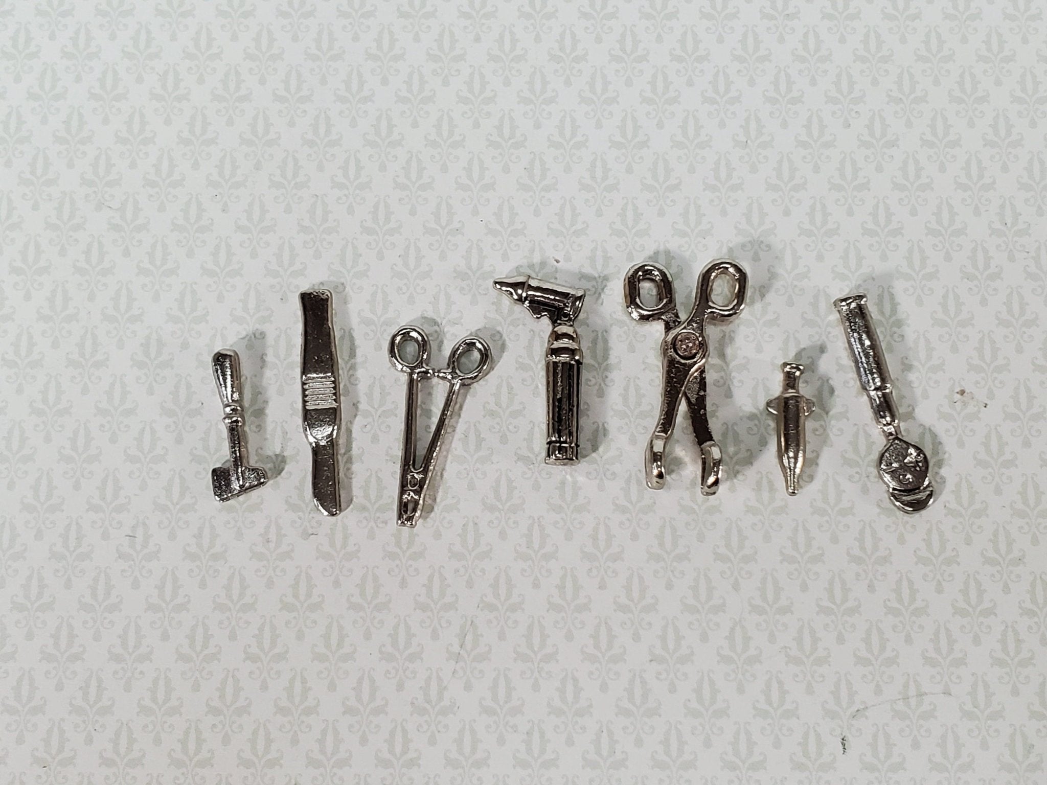 Dollhouse Tiny Medical Surgical Instruments 7 Pieces Metal Miniature ...