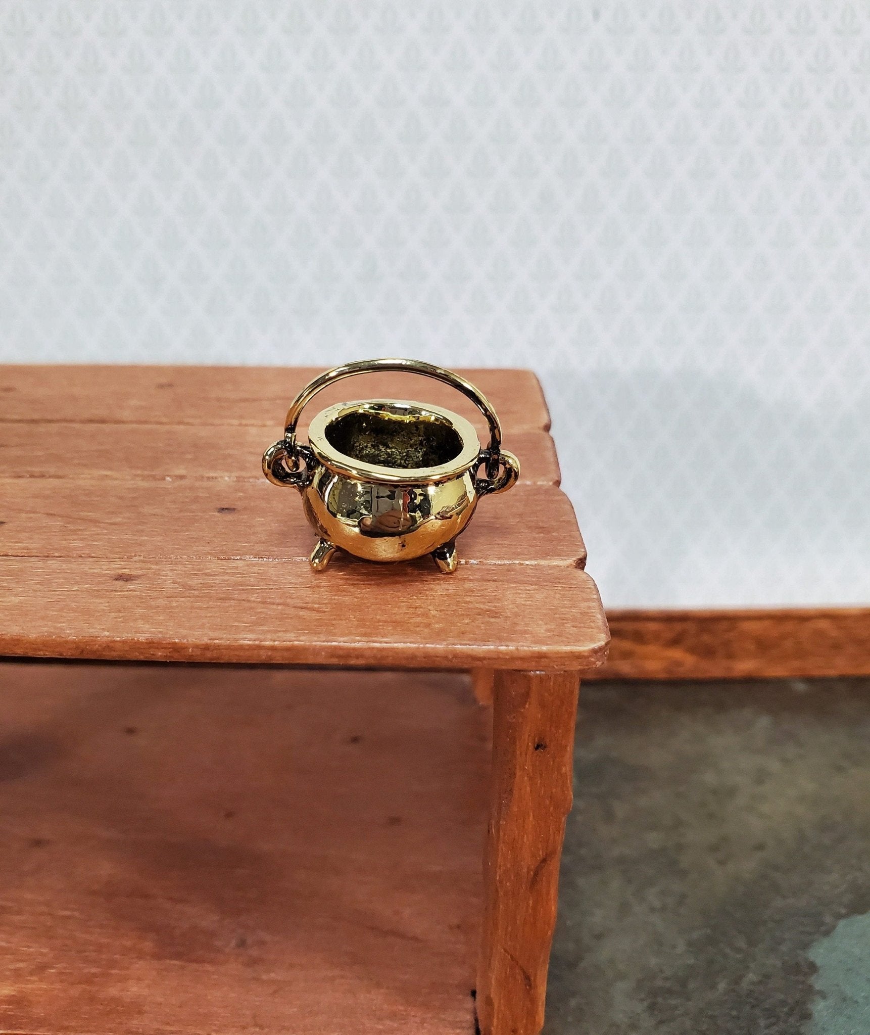 Miniature Cauldron Pot Small Gold Metal with Handle Dollhouse Pot of ...