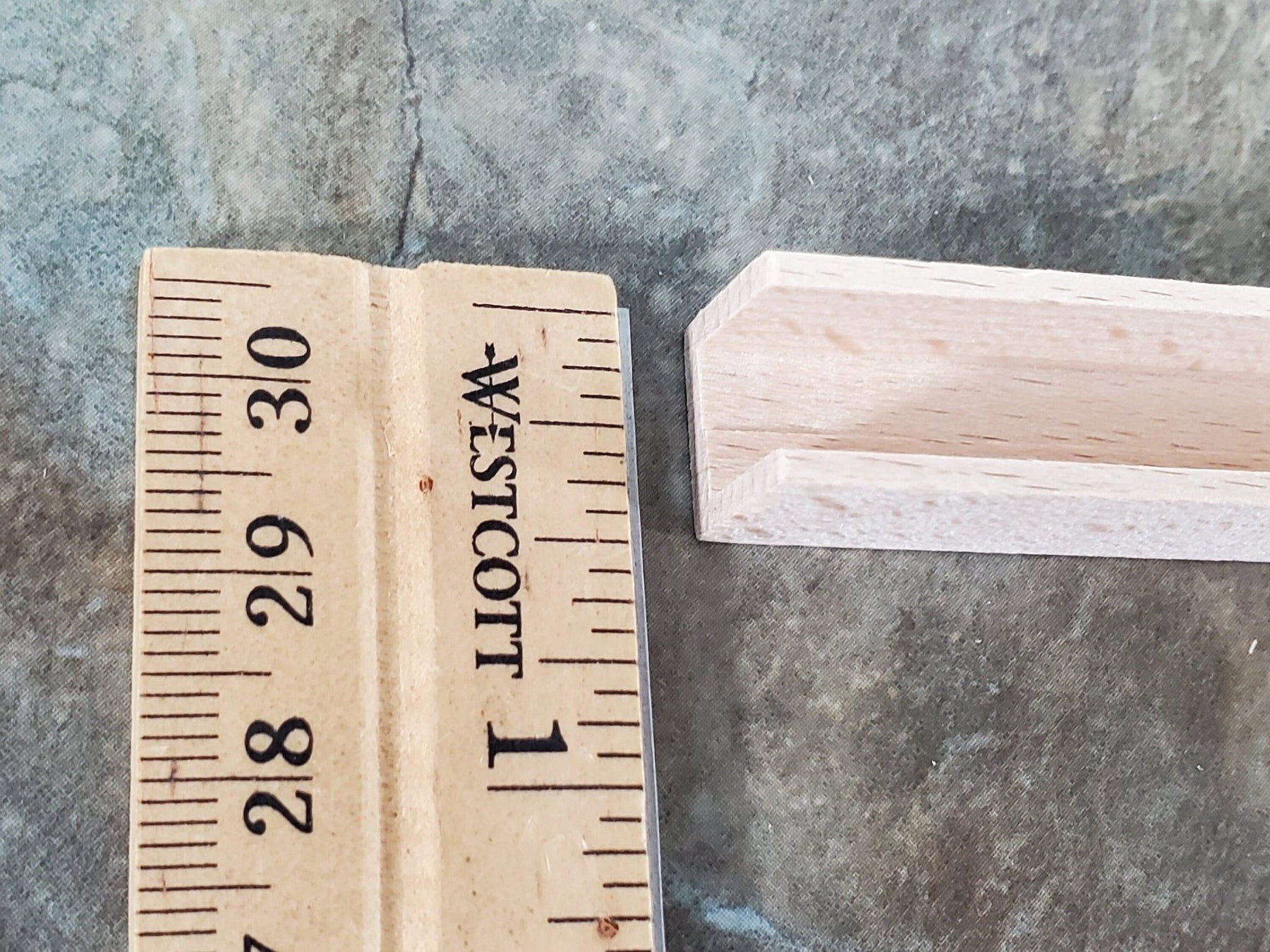 Miniature Channel Molding Trim 1/2" x 1/2" x 18" long Dollhouses Scale ...